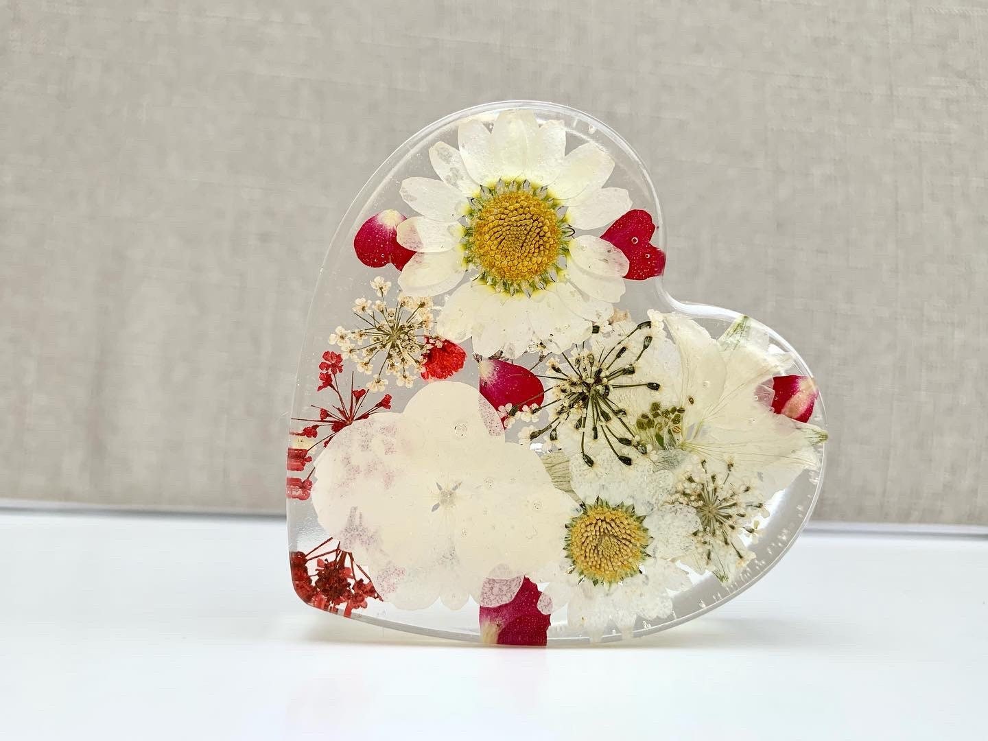 Real Preserved Flower Heart Paperweight Floral Home Decor - Etsy UK