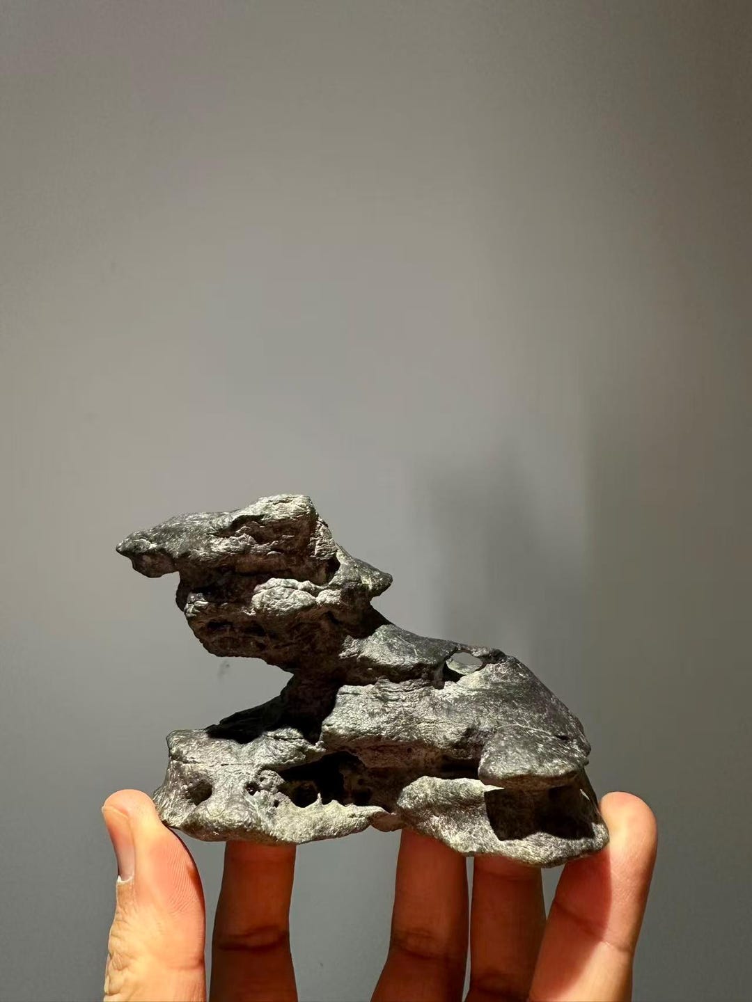 China Natural Stone Mountain Stones Bonsai Suiseki Lingbi Stone 灵璧石 ...