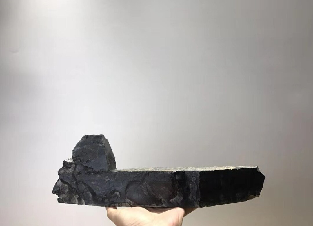 China Natural Stone Mountain Stones Bonsai Suiseki Lingbi Stone 灵璧石 ...