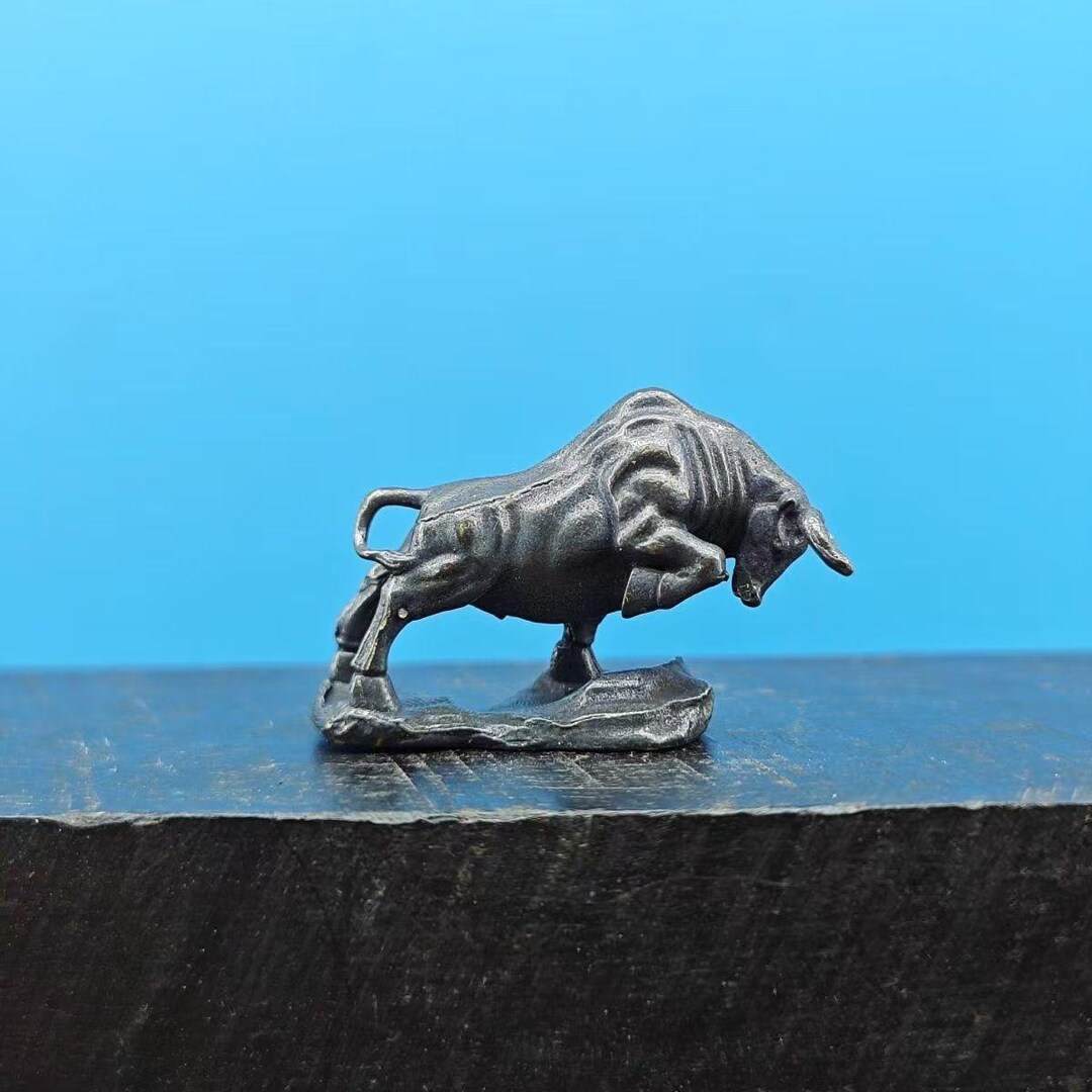 Copper Bonsai Suiseki Micro Landscape Decoration：wall Street Bull - Etsy