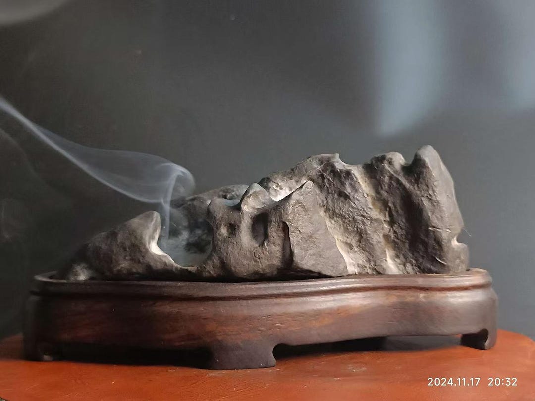 China Natural Stone Mountain Stones Bonsai Suiseki Taihu Stone 112101 ...