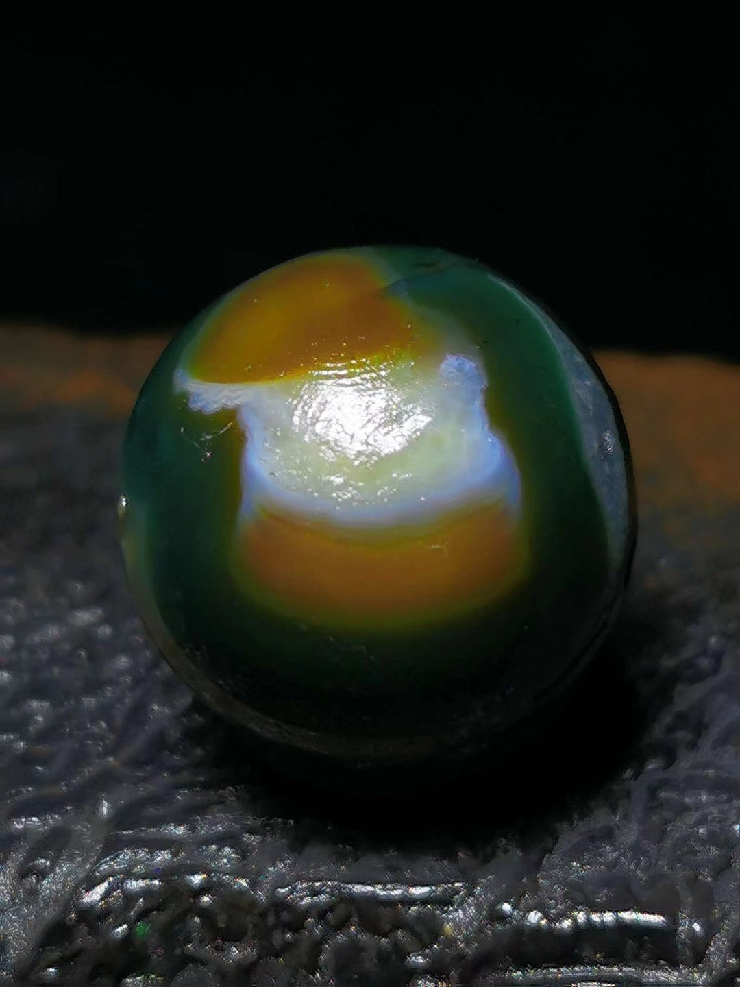 China Natural Stone Mountain Stones Bonsai Suiseki Alashan Desert Stone ...