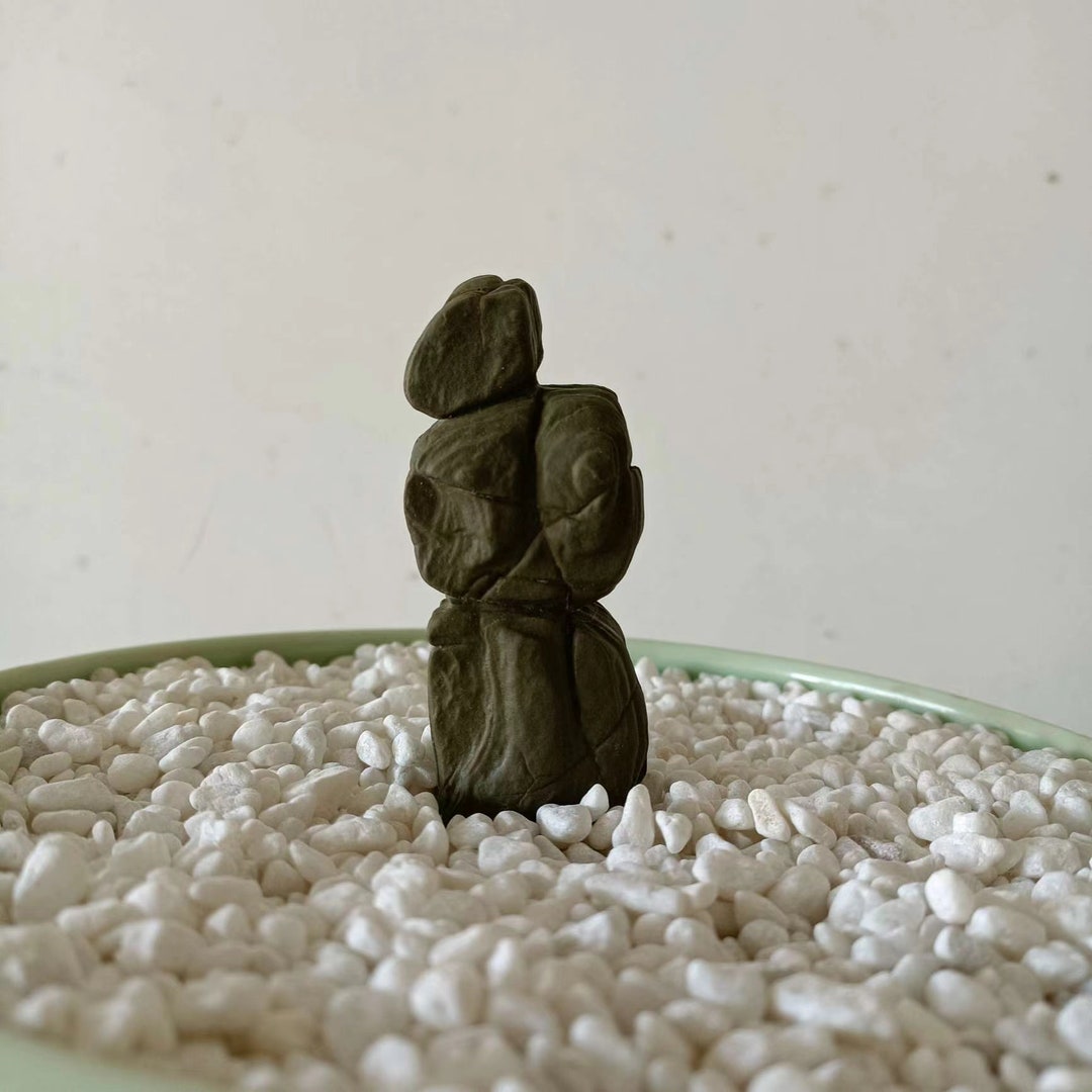 China Natural Stone Mountain Stones Bonsai Suiseki Songhua Stone 松花石 ...