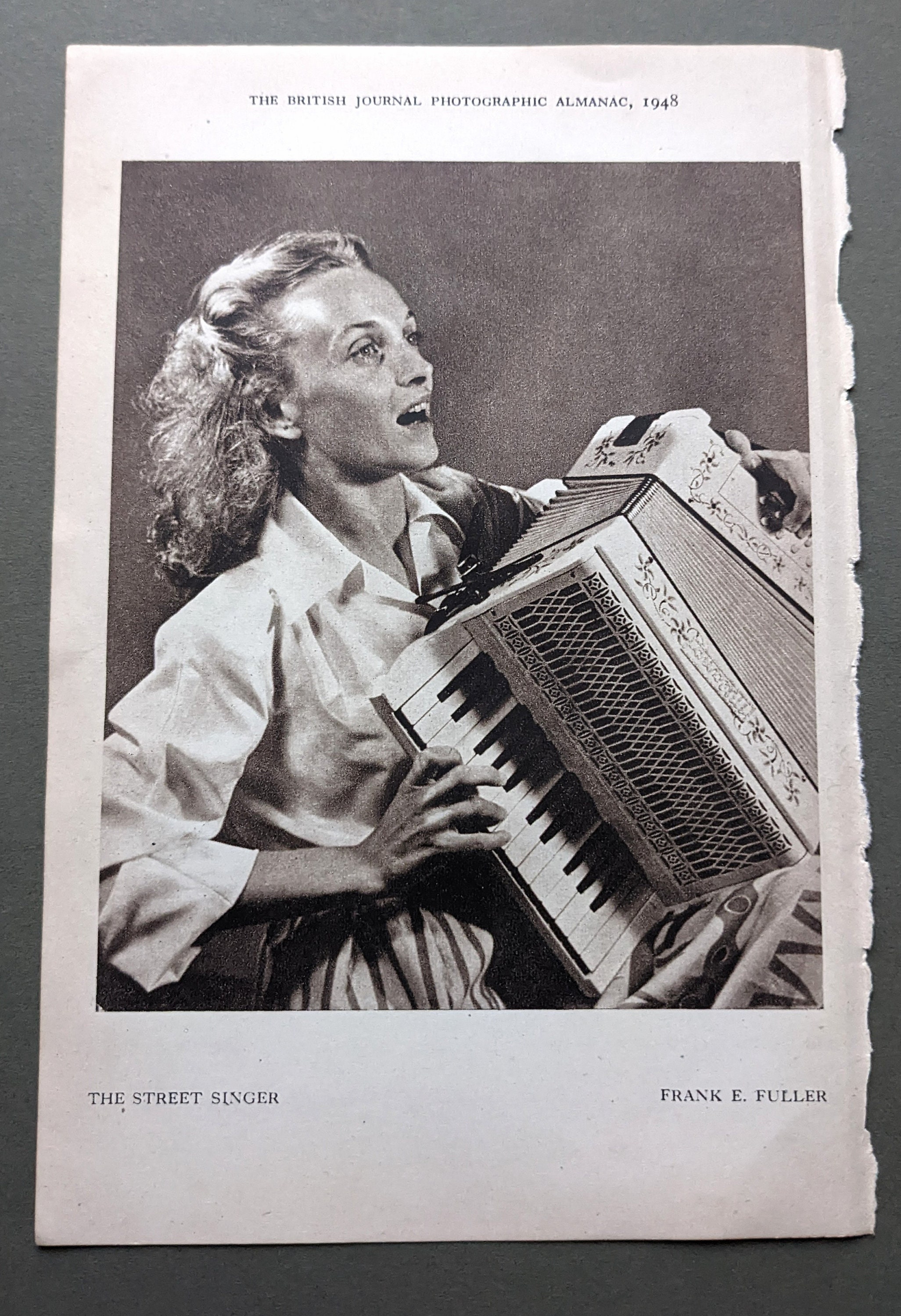 1948 the Street Singer Vintage Plate Accordionist Street - Etsy