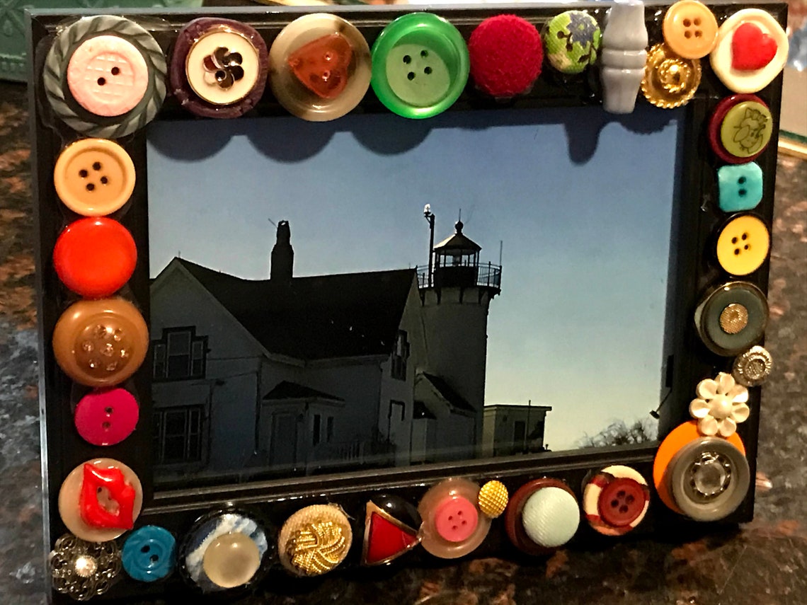 Handmade painted button picture frames. Upcycled wooden 4 x6 | Etsy