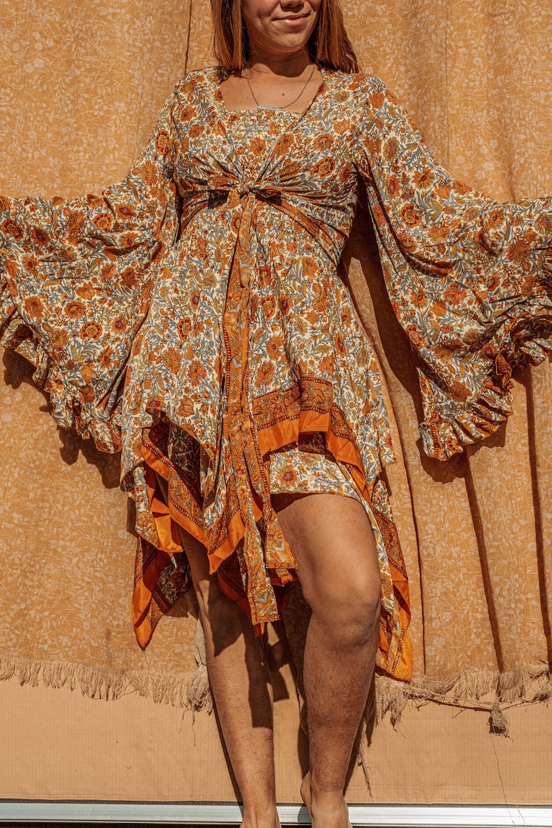 Hippie Boho 2 Piece Dress Outfit Set, 70s Style Bell Sleeve Tie Top ...