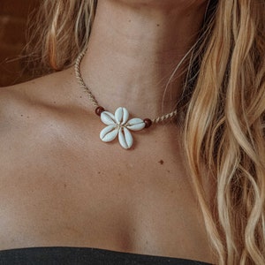 Surf Flower Macrame Shell Necklace, Shell Macrame Necklace, Macrame ...