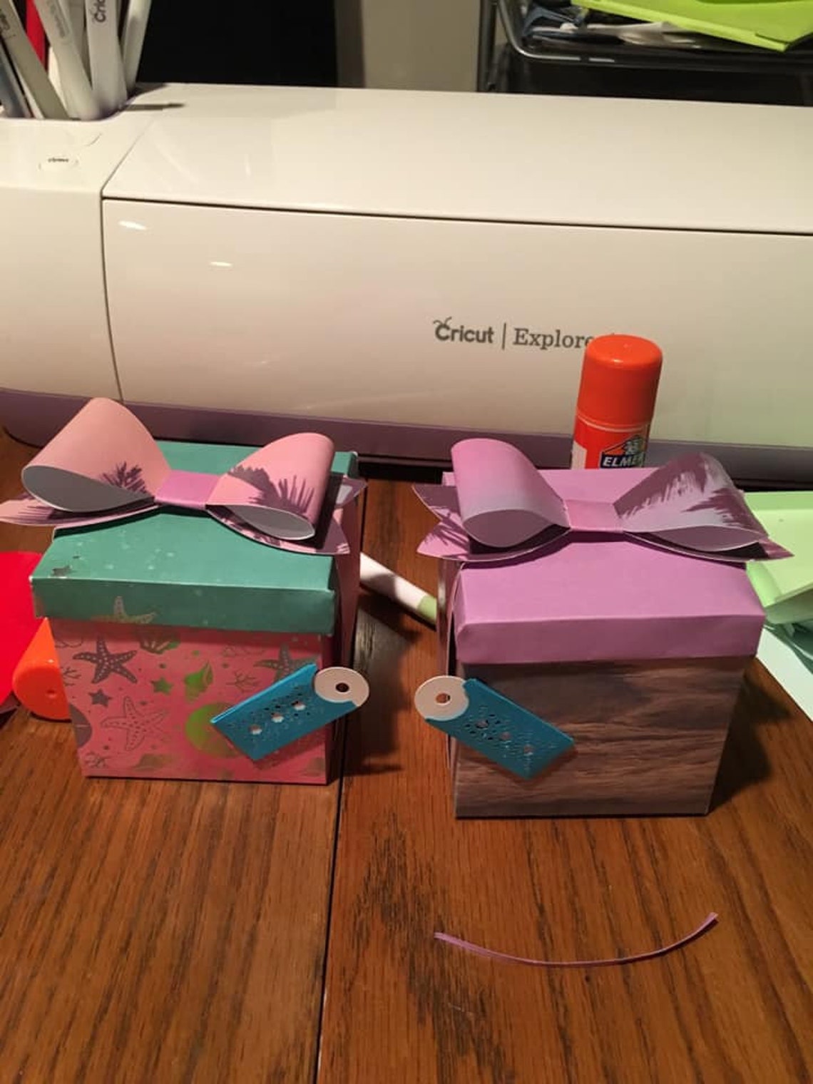 Gift Box With Bow - Etsy