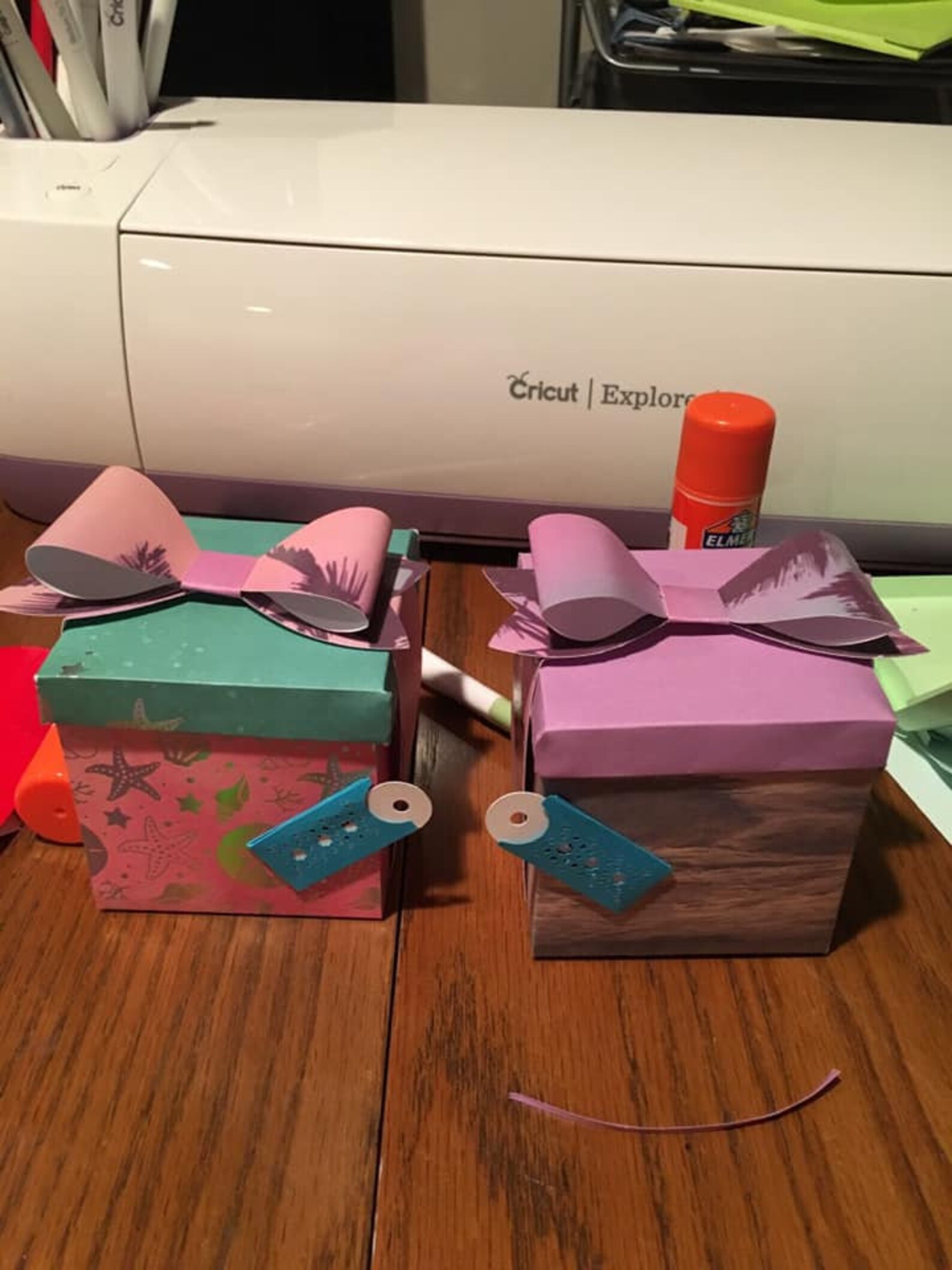 Gift Box With Bow - Etsy