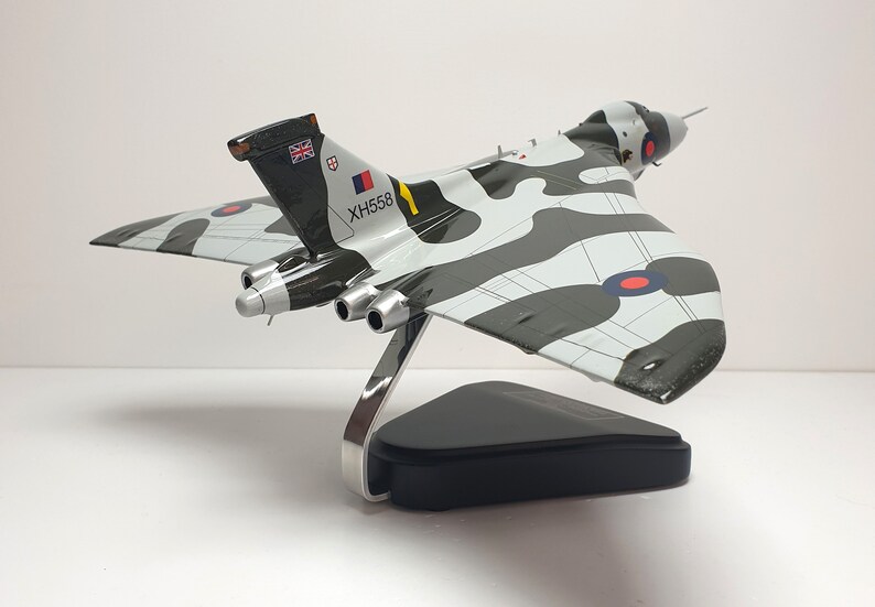 Avro Vulcan XH558 Hand Carved Hand Painted Wooden Collectible Model - Etsy