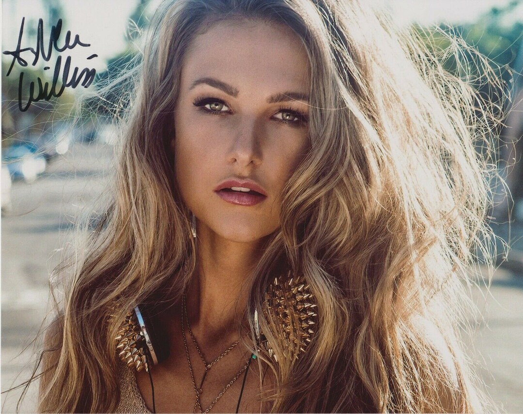 Ashlee Willis Authentic Original Hand Signed Autographed 8x10 Photo ...