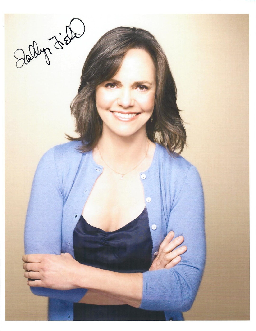 Sally Field Original Hand Signed Autographed 8.5x11 Matte Photo With ...