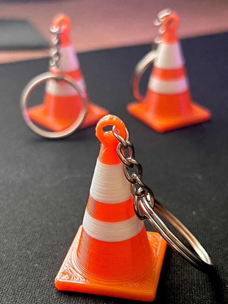 3D Printed Traffic Cone Keychain - Etsy