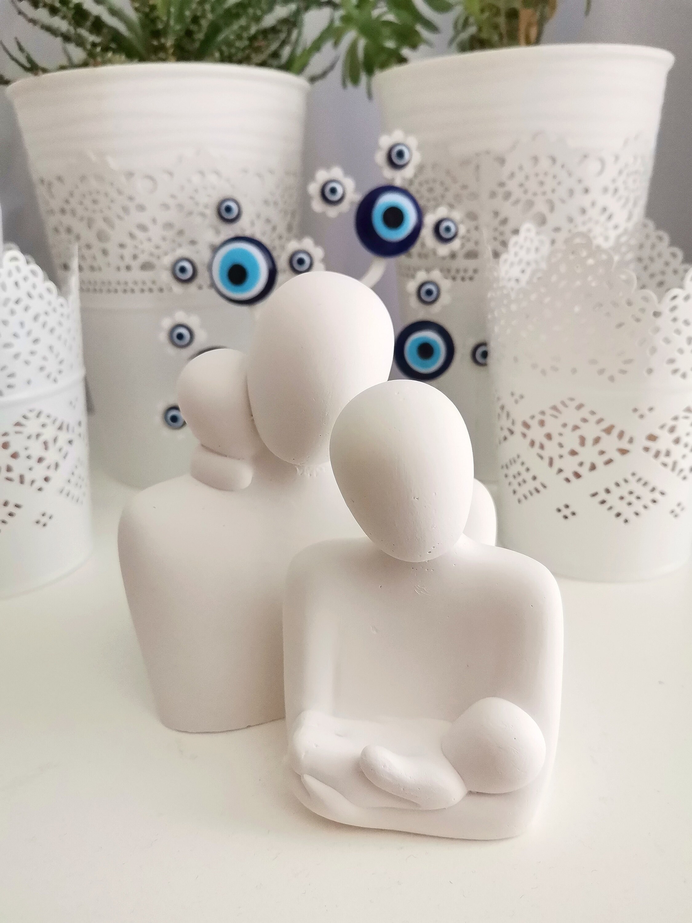 Handcrafted Decorative Family With Child and Baby Object Figurine ...