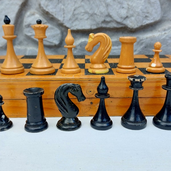 Vintage Chess - Etsy