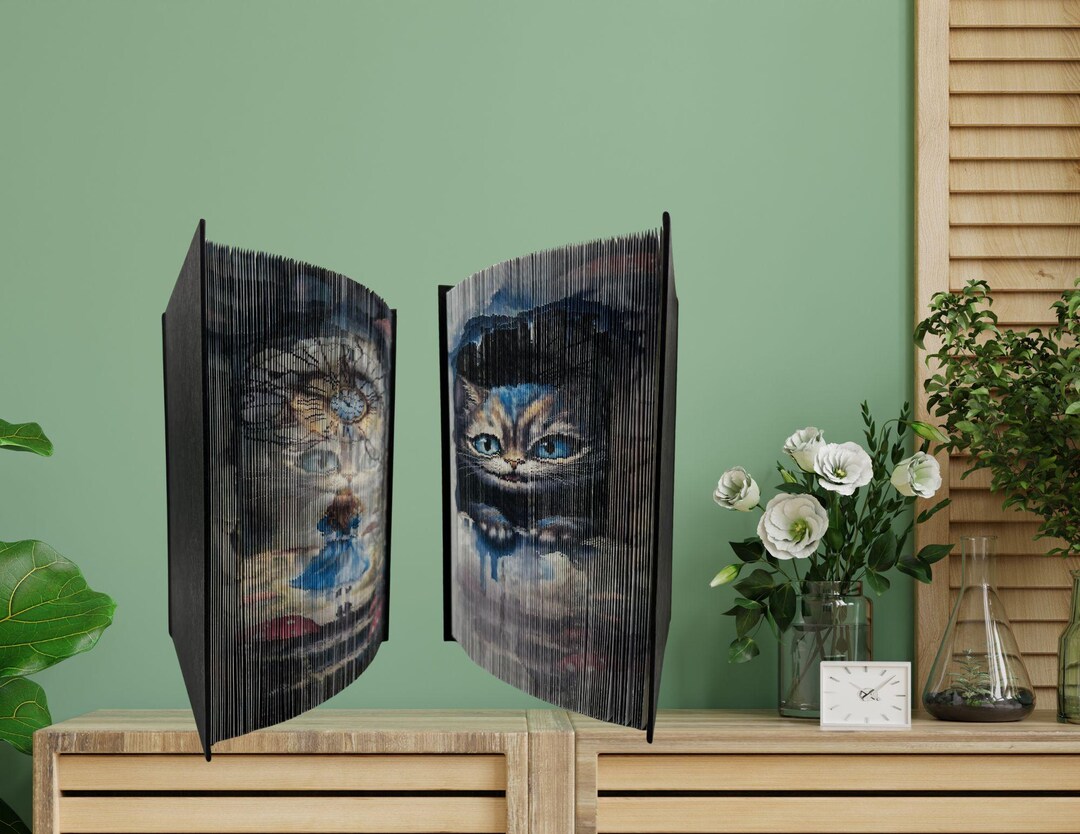 ALICE and CAT - LENTICULAR Fore-edge Photo Strip Book Fold Pattern Only ...