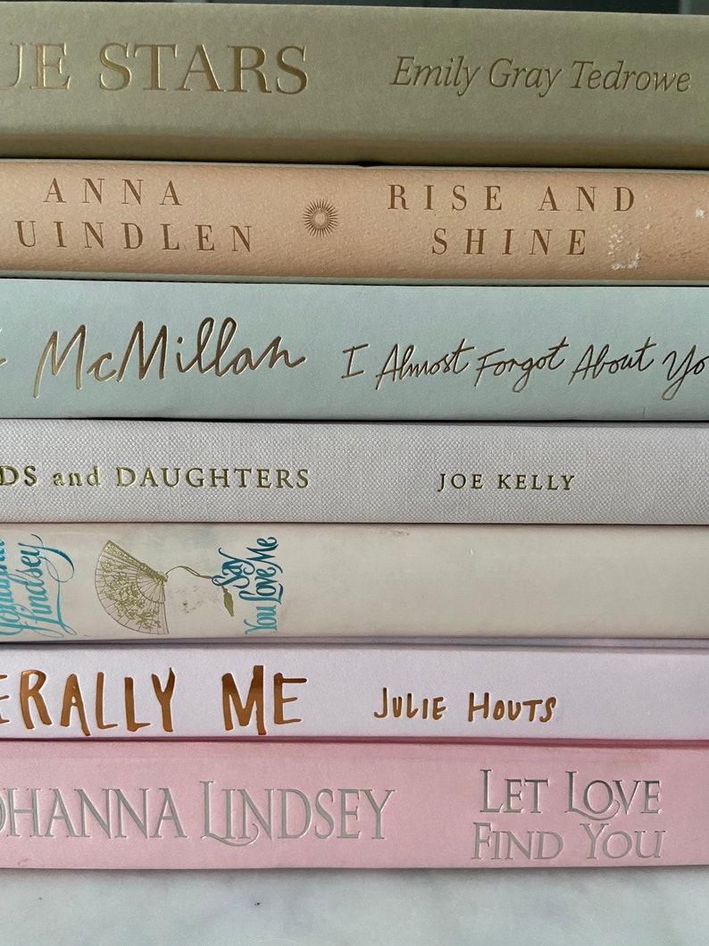 PASTEL BOOK SET - 7 Dreamy Books in Shades of Pastel. A Soft Rainbow ...