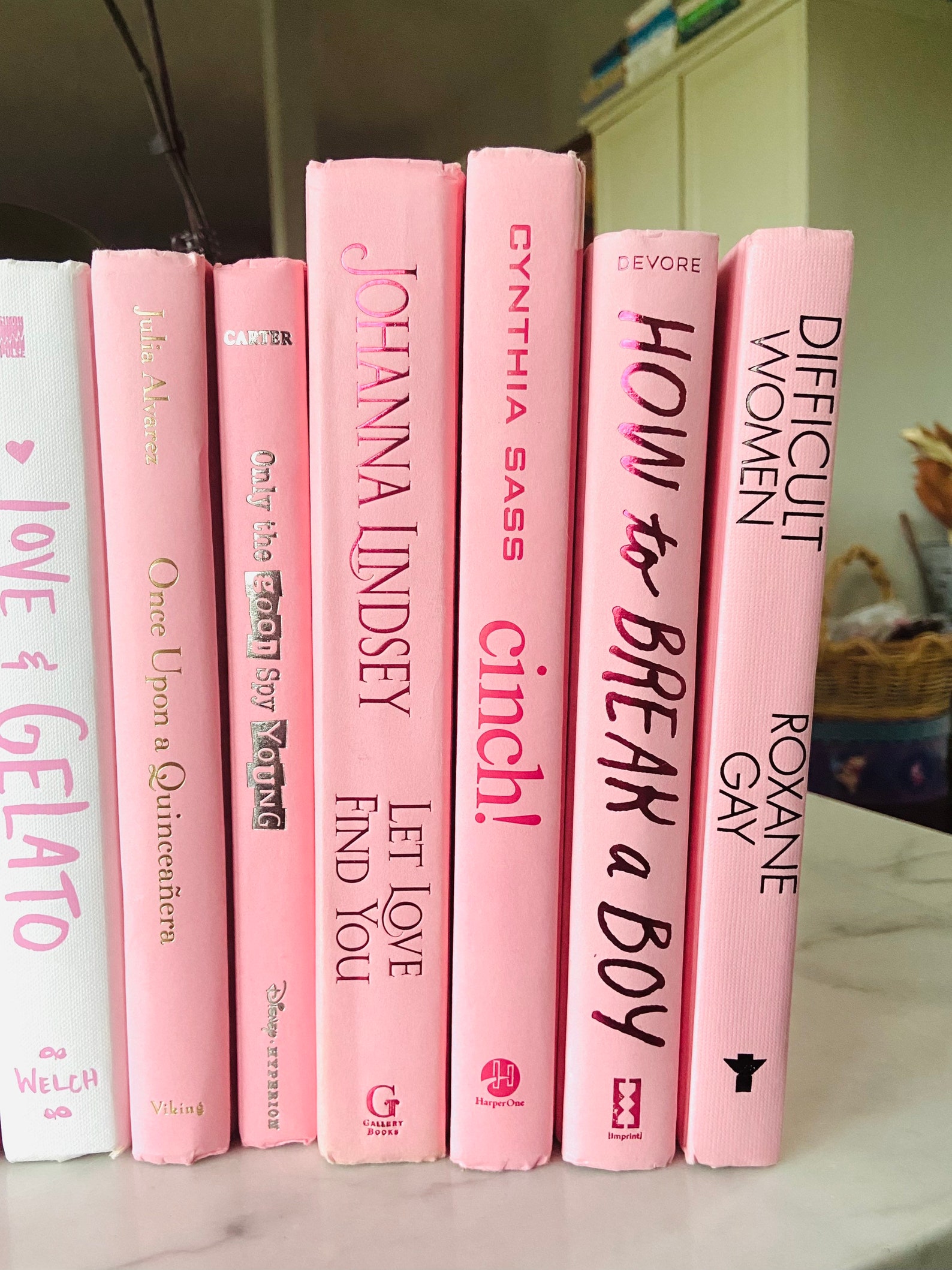 FIVE BOOK LISTING ....pale Pink ( 2 ) Shocking Pink ( 2 ) & White ( 1 ...