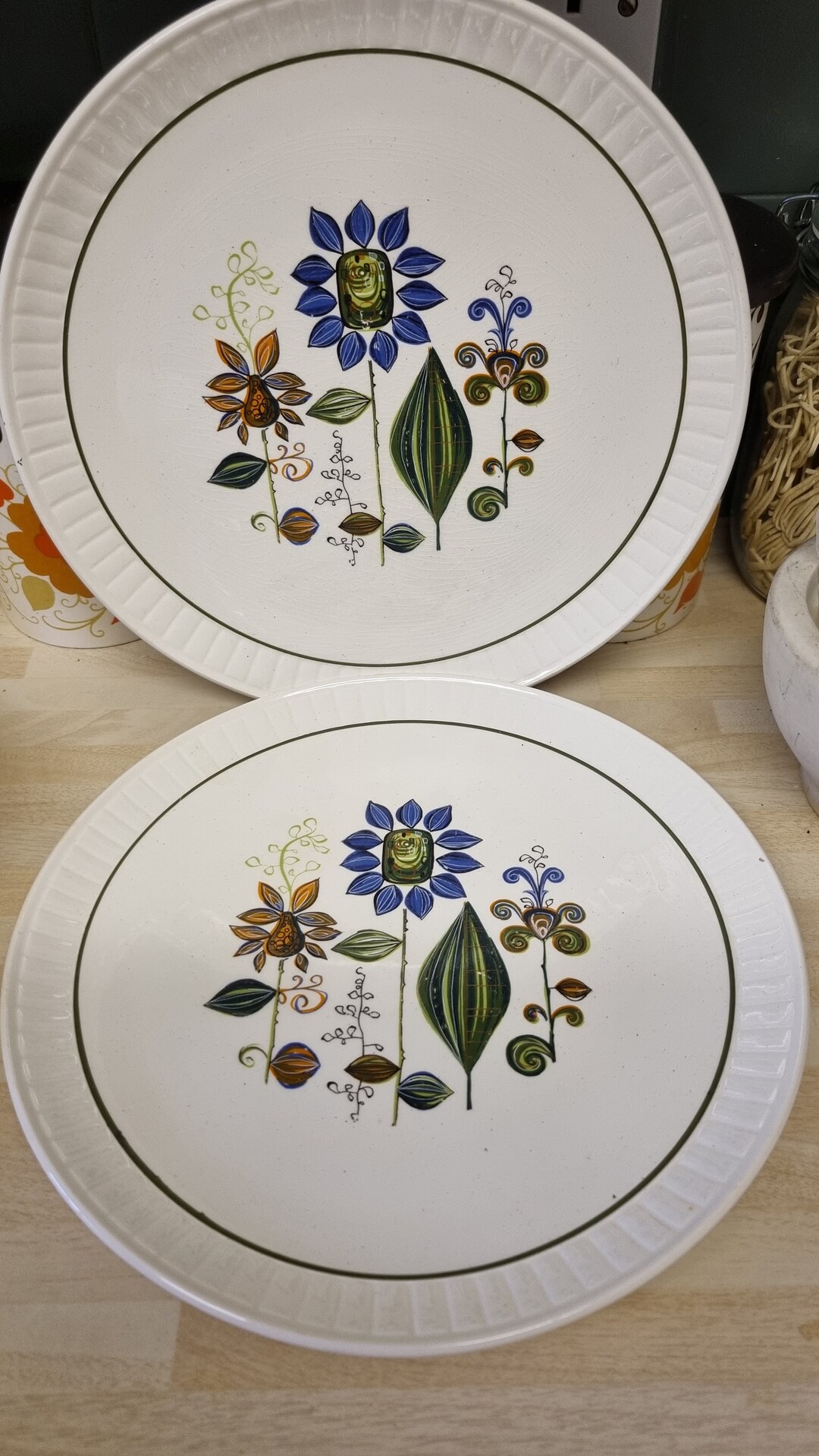4 X Vintage Royal Worcester Palissy bergen 25cm Dinner Plates Blue ...
