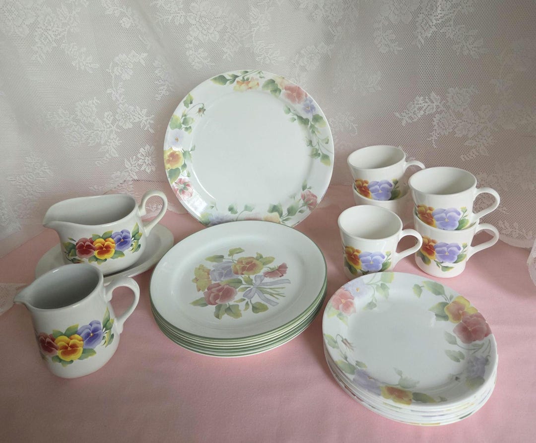 Vintage Corelle Summer Blush Floral Dinnerware Set - Shabby Chic ...