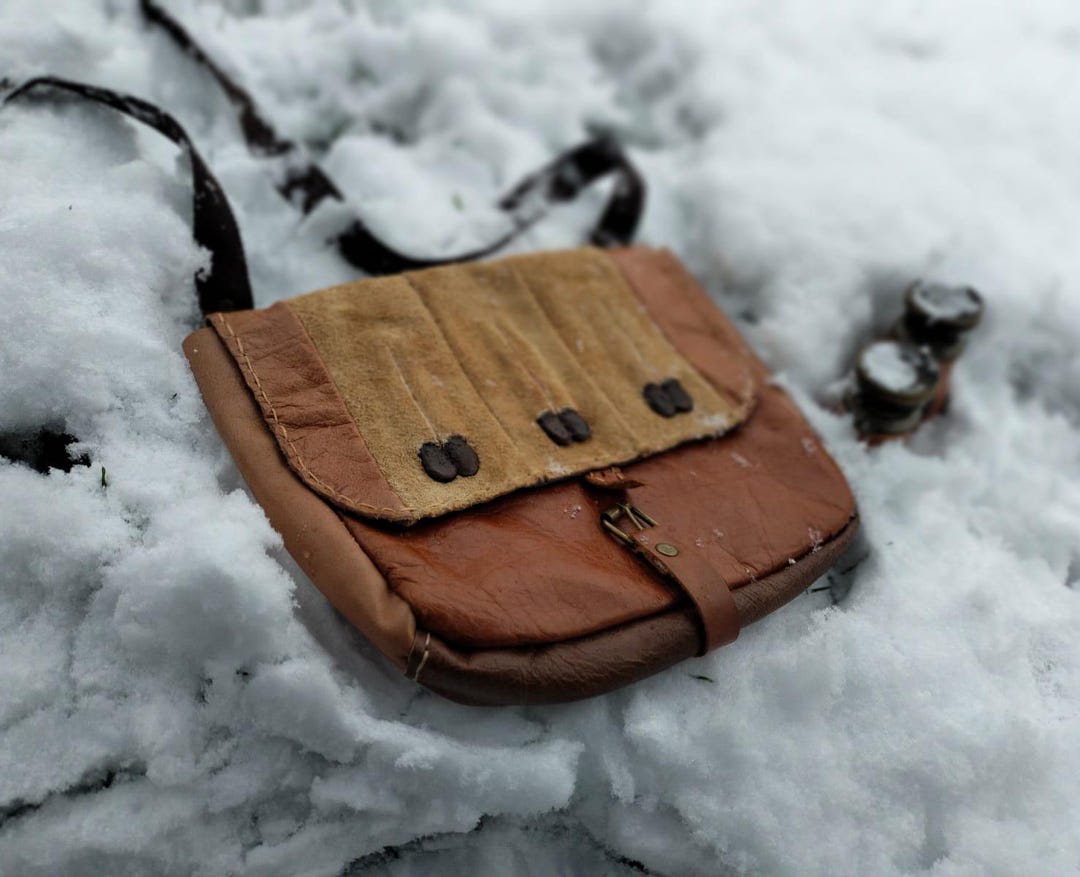 Arthur Morgan BIGGER VERSION Satchel Arthur's Satchel NEW Hooves Side ...