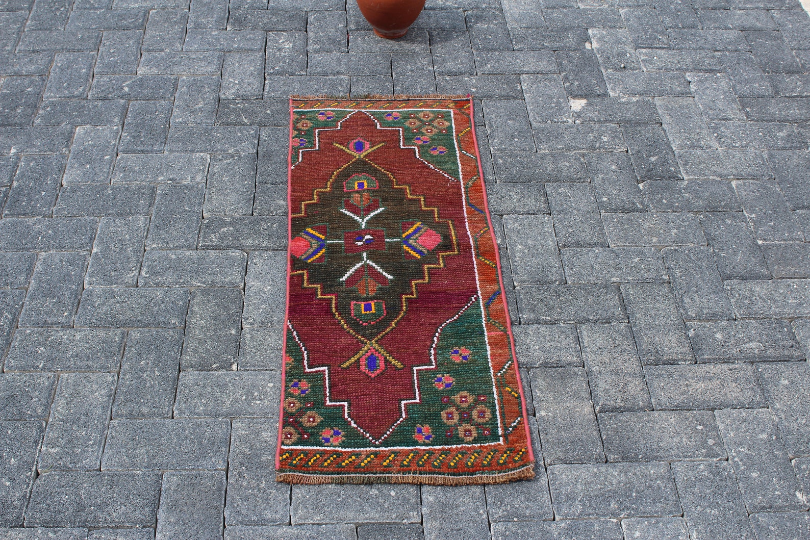 Vintage kleiner Teppich, Handgemachter kleiner Oushak Teppich, 3,3 x 1 ...