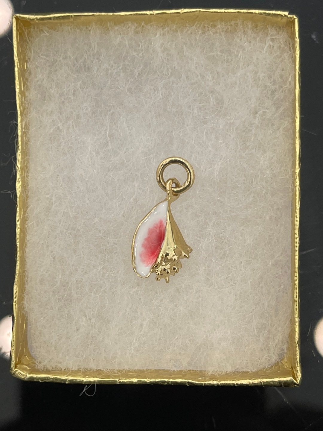 14kt Solid Gold Mini Conch Shell Pendant (2cm) - Etsy