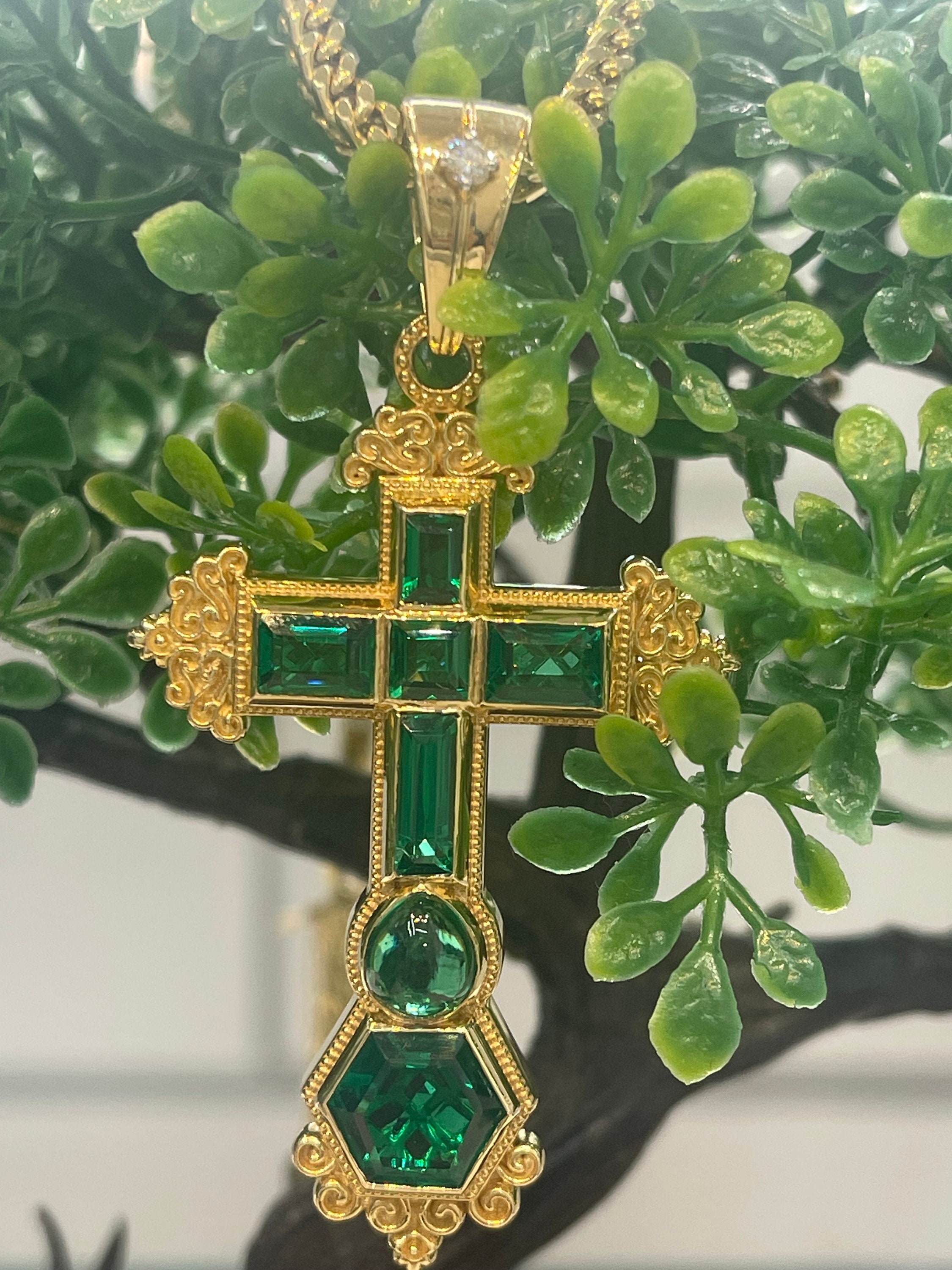 Handmade Recreation Of14k Solid Gold 11ctw Hydro Emerald Cross Pendant ...