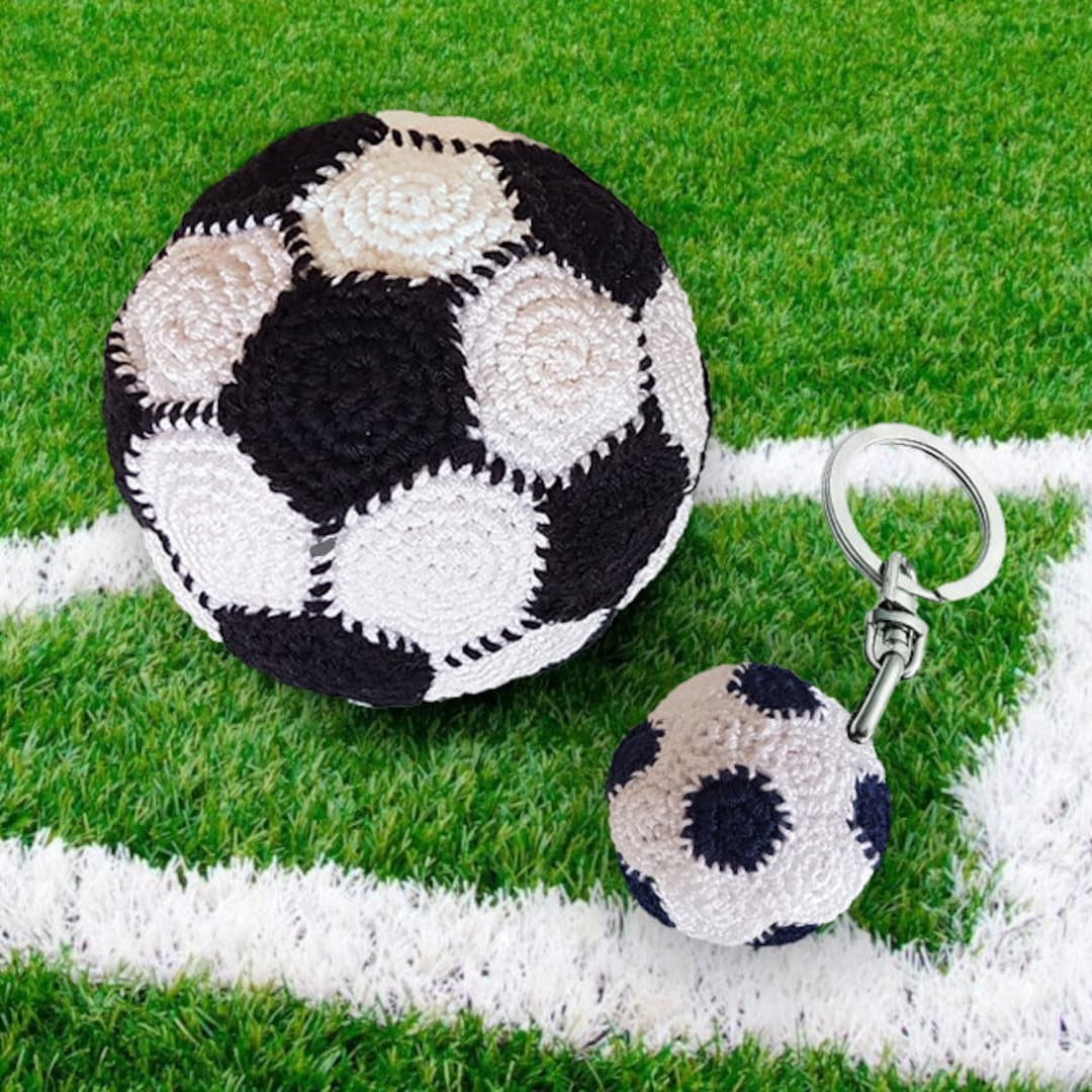 Crochet Pattern Soccer Ball Amigurumi in 2 Sizes EN/DE, PDF Eco ...