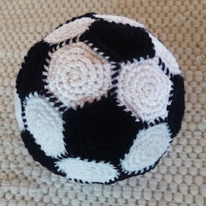 Crochet Pattern Soccer Ball Amigurumi in 2 Sizes EN/DE, PDF Eco ...