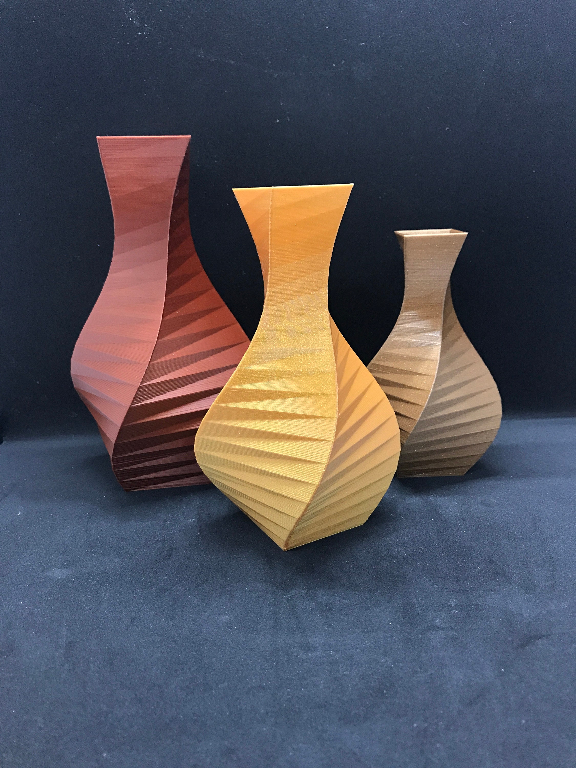 4 Sided Elegant Vase / Modern Vase / Futuristic Vase / Twisted Vase ...