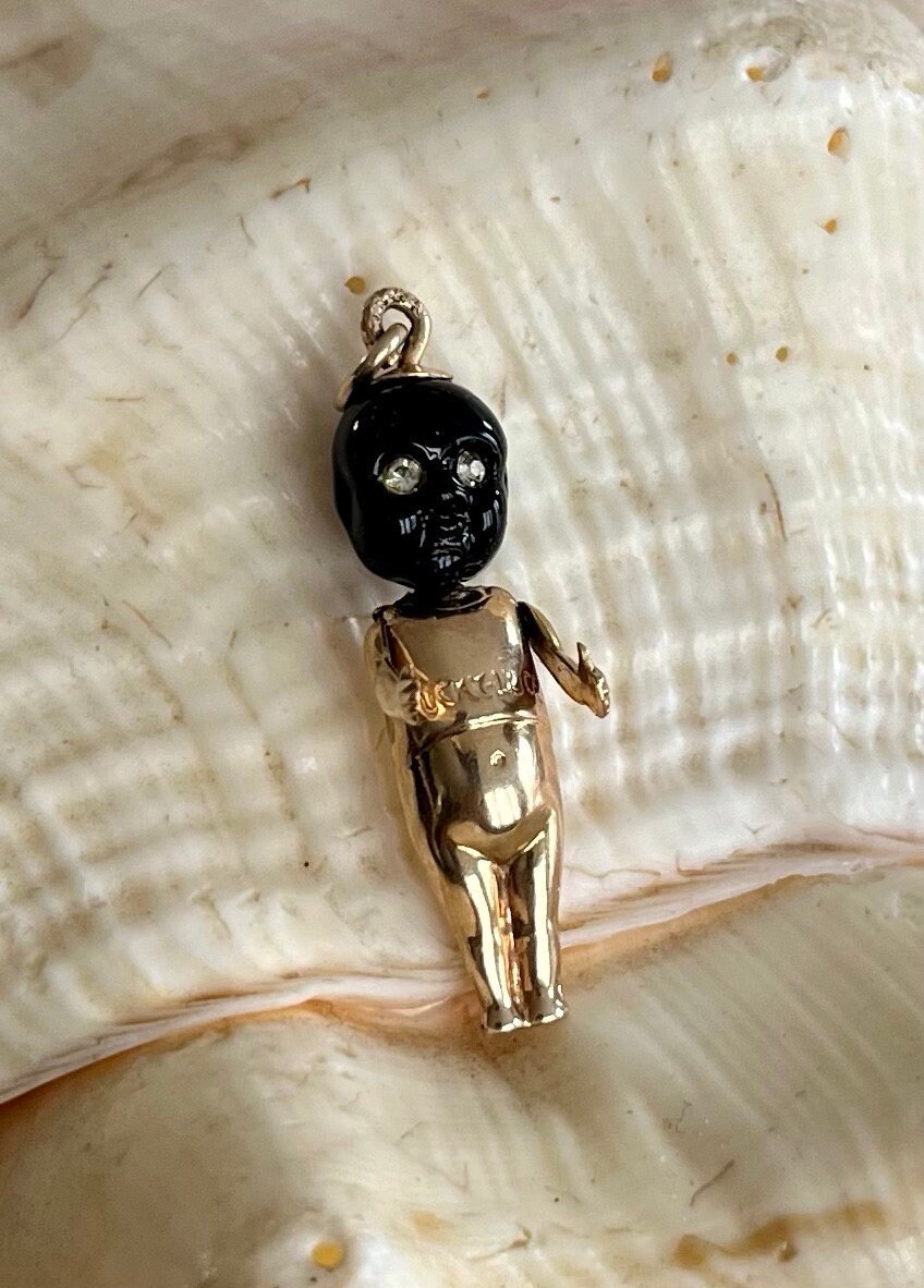 Fumsup Pendant Early 20th Century in 14k Gold - Etsy UK