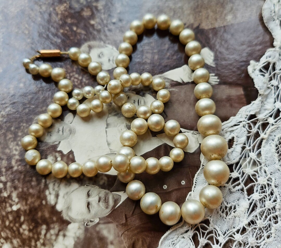 Vintage 1960s 1980s Ciro 9ct Gold Clasp Faux Pearl Bead Necklace ...