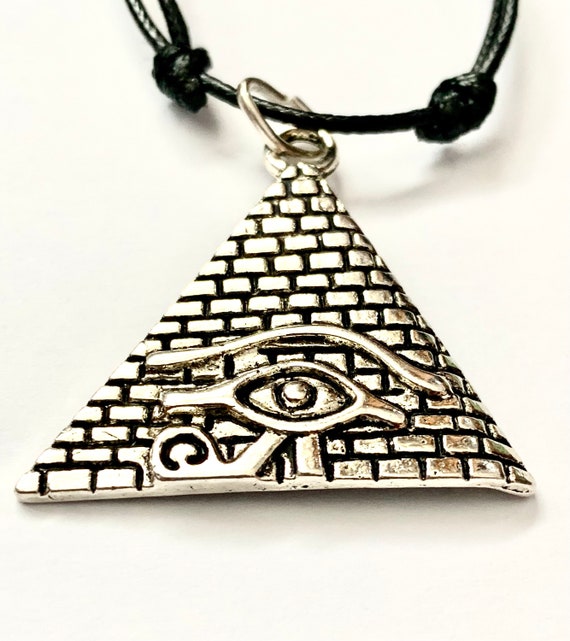 Piramide Occhio Di Ra Egyptian Tattoo The Eyes Of Horus The Best