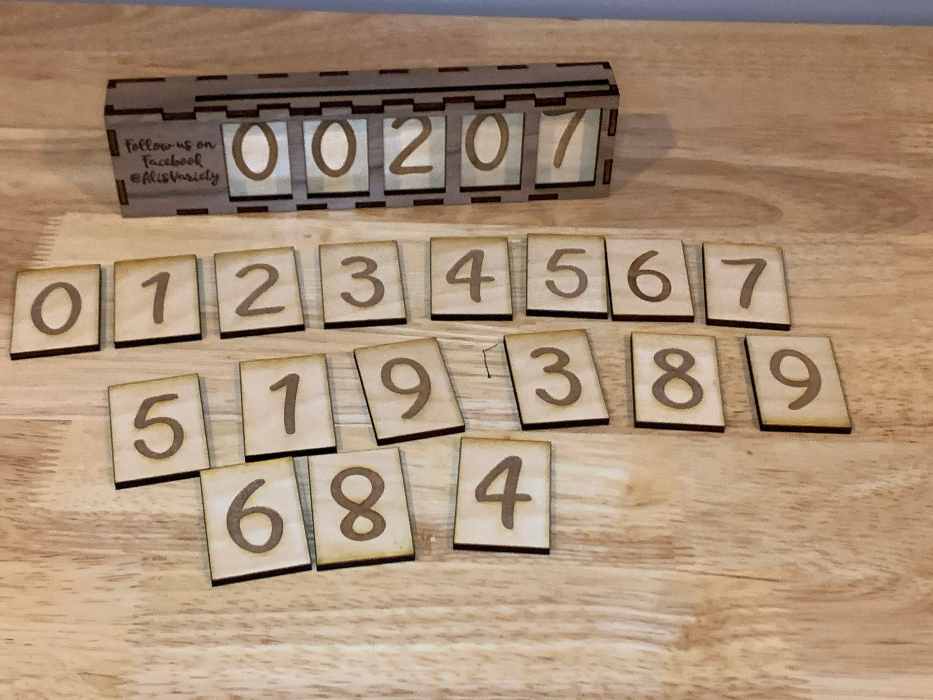 Desktop Social Media Followers Tracker - Countertop Counter for ...