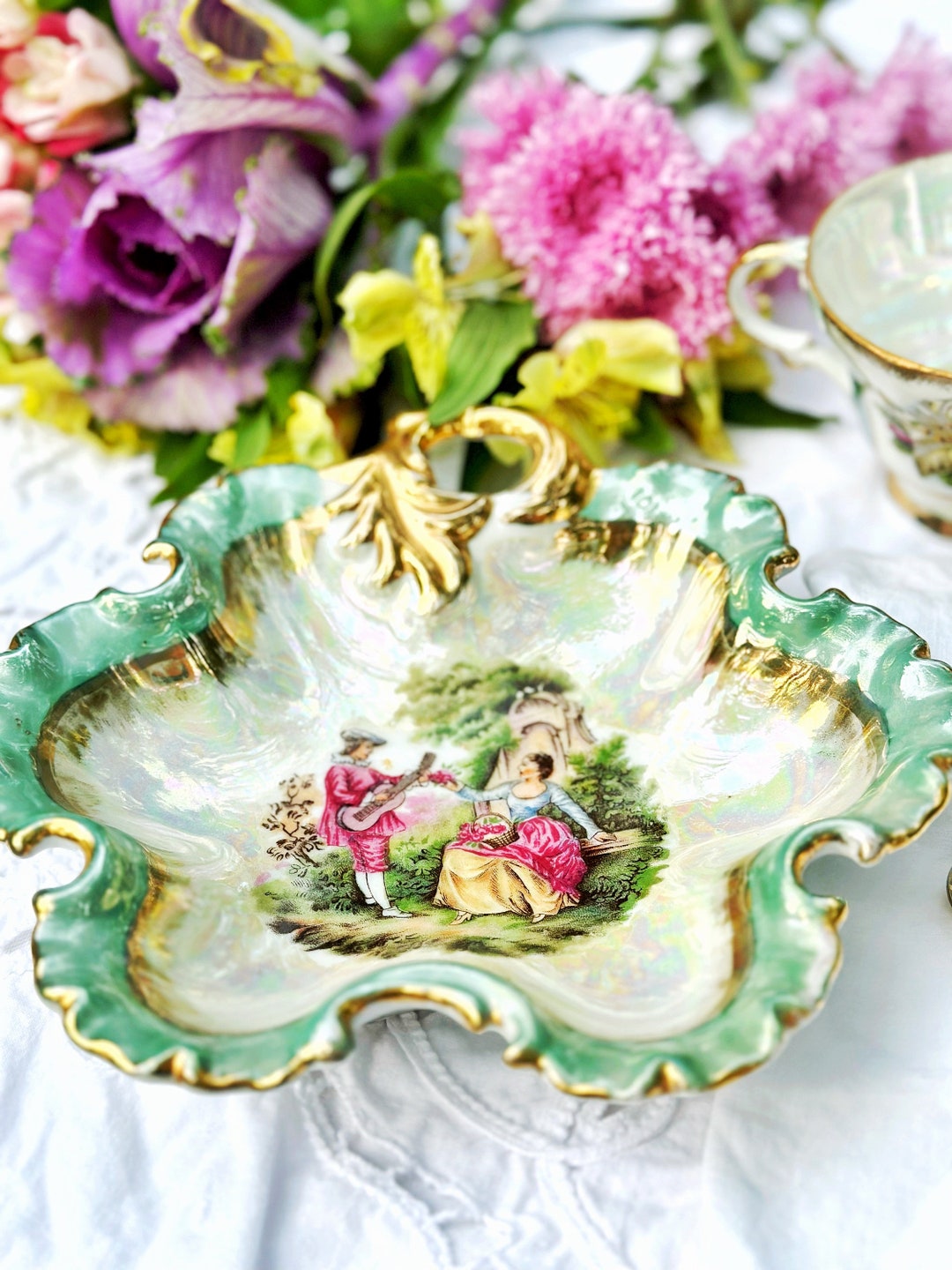 Vintage Scalloped Lusterware Candy Bowl Colonial, Regency-era Man ...