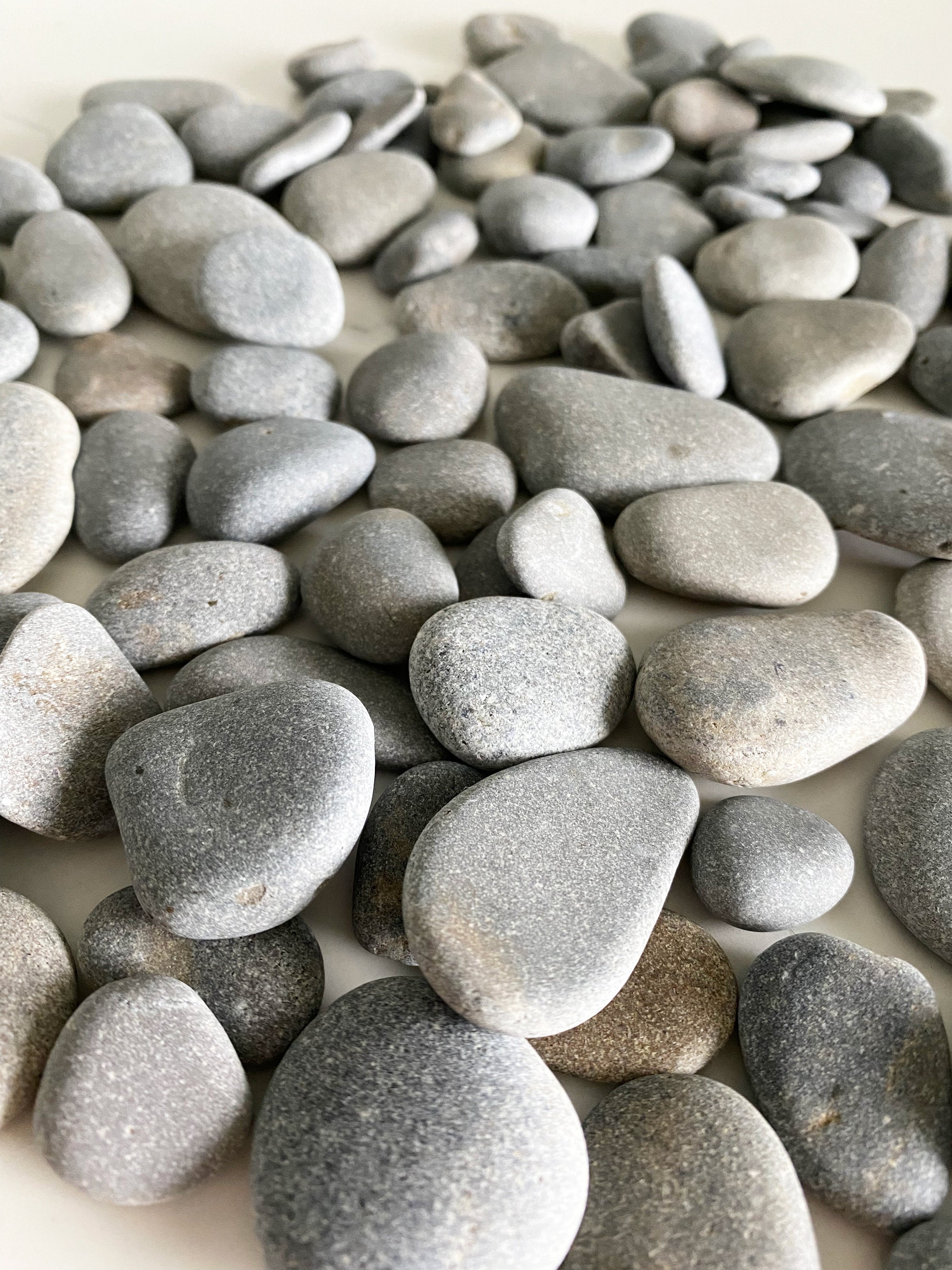 Grey Beach Pebbles (100+) - Beach Stones - Sea Rocks - Crafting Pebbles ...