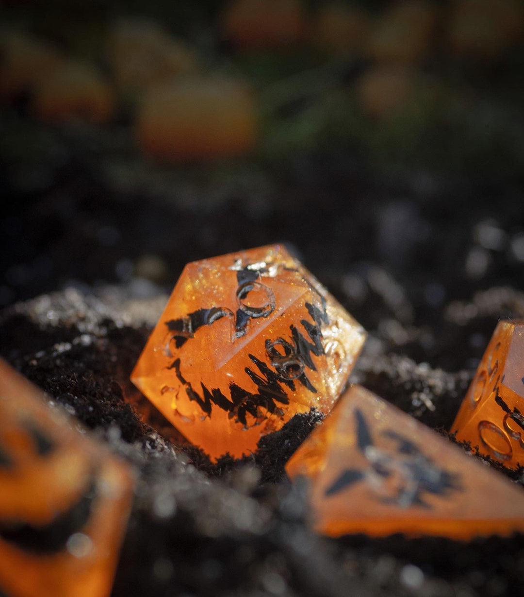 Jack-o-lantern Made to Order, 7 Piece Handmade Resin Dice Set ...