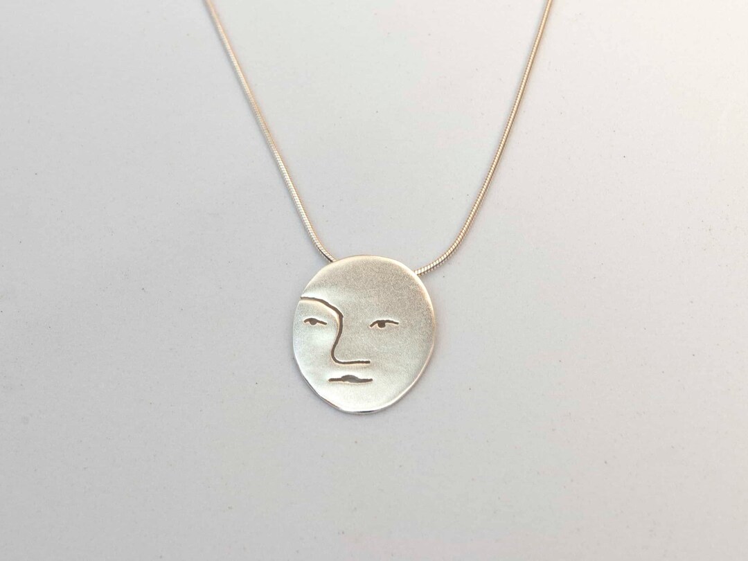 Face Necklace , Silver Oval Face Pendant Necklace , Minimalist Face ...