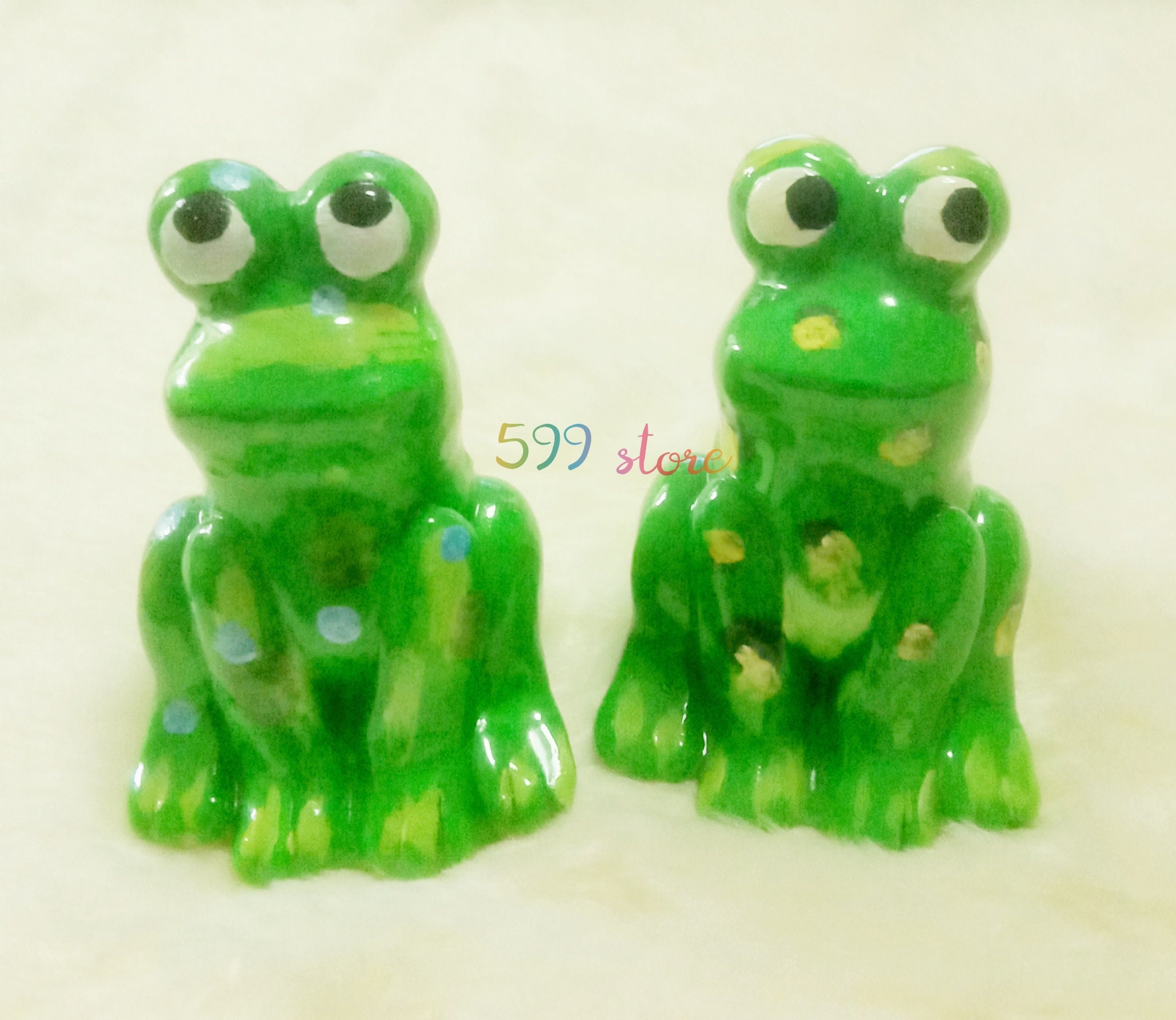 Funny Frog Sculpture, Quirky Statue, Small Figurines, Whimsical Frog ...