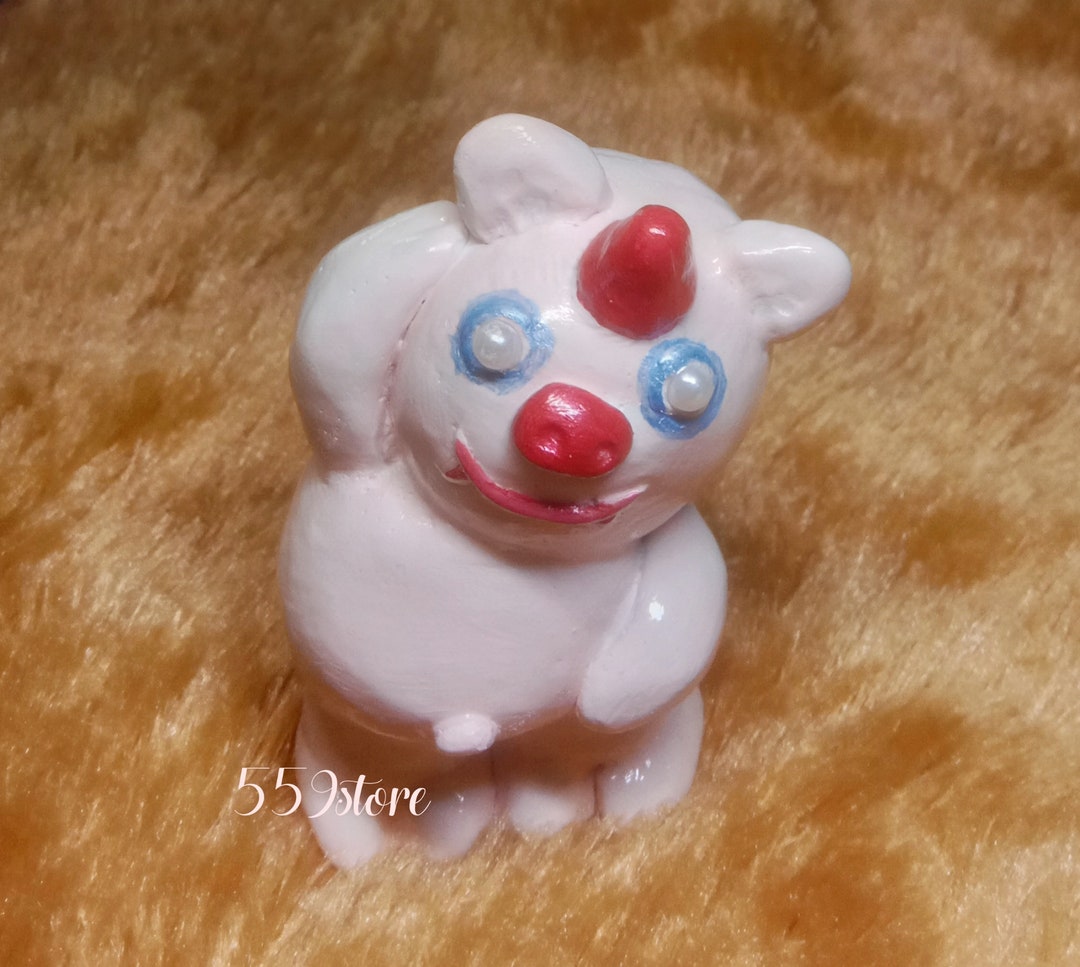 Creepy Pig Sculpture, Pig Statue, Monster Sculpture, Quirky Art, Creepy ...