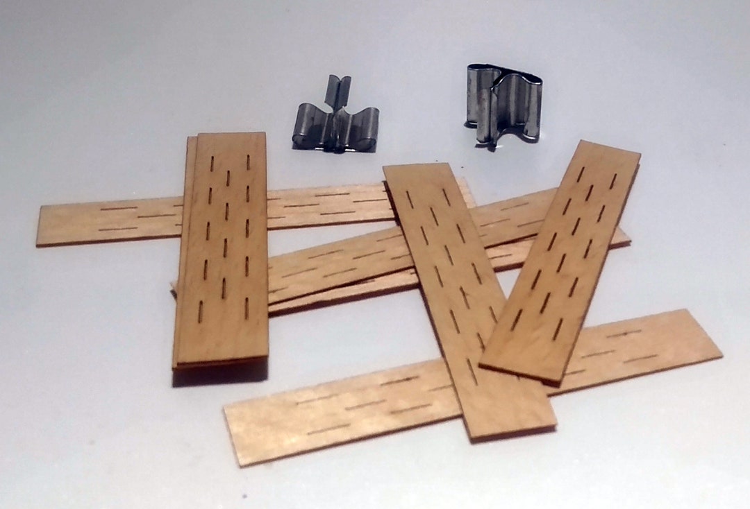 12 Wooden Wicks With Cuts & 12 Steel Bottom, Thickness of Wick: 0,6 Mm ...