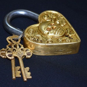 Heart Shape Skull Padlock | Brass Antique Design Skull Working Door ...