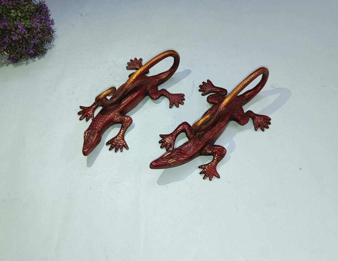 Komodo Dragon Door Pull Set | Brass Lizard Figure Door Handle ...