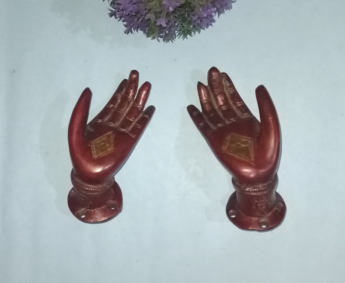 Kathak Lady Hand Shape Door Pull | Brass Girl Hand Knobs for Cupboard ...