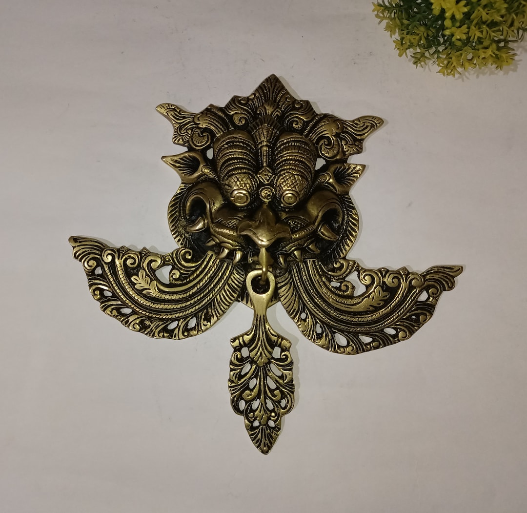 Yali Face Wall Mounted Decor | Brass Mythical Creatures Yali Wall ...