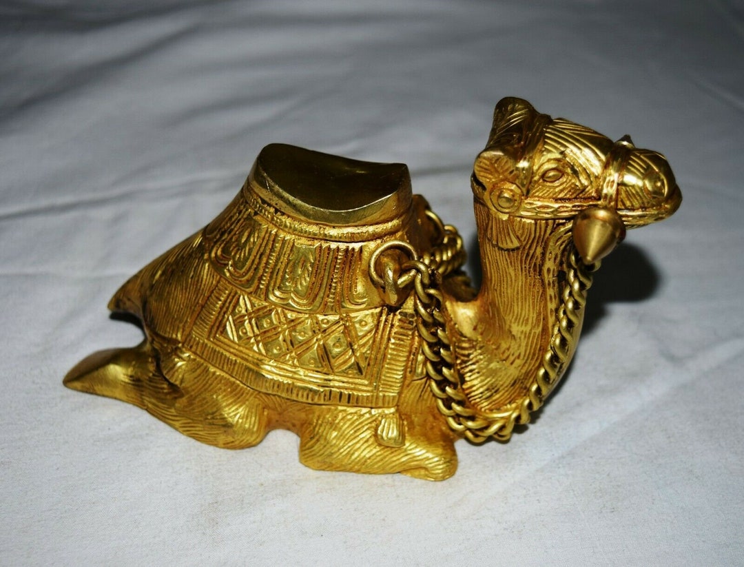 Sitting Camel Sculpture | Brass Animal Theme Statue | Restaurant ...