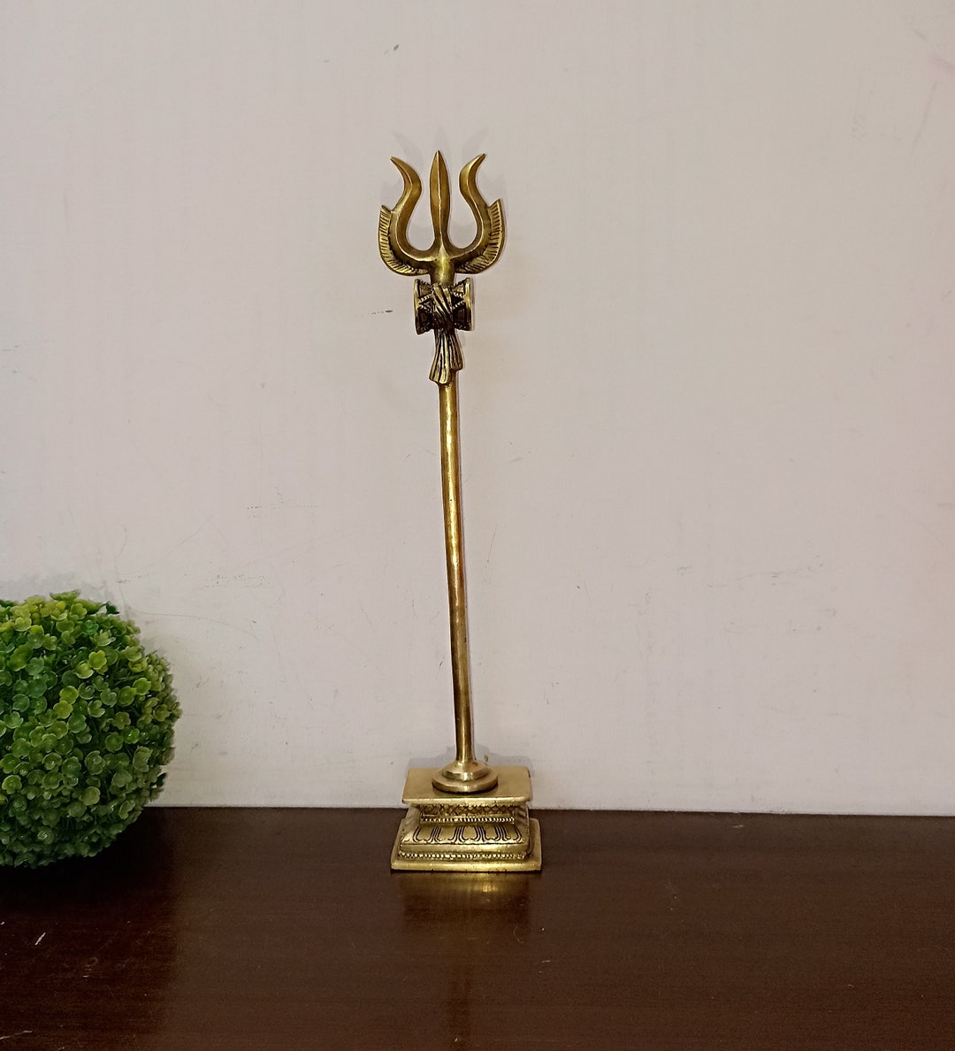 Brass Thunderbolt Corner Table Showpiece | 14.5" Inches Trishula ...