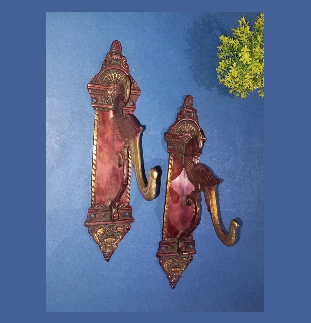 Catalina Macaw Parrot Wall Mount Hooks Pair | Brass Peafowl Bird Design ...
