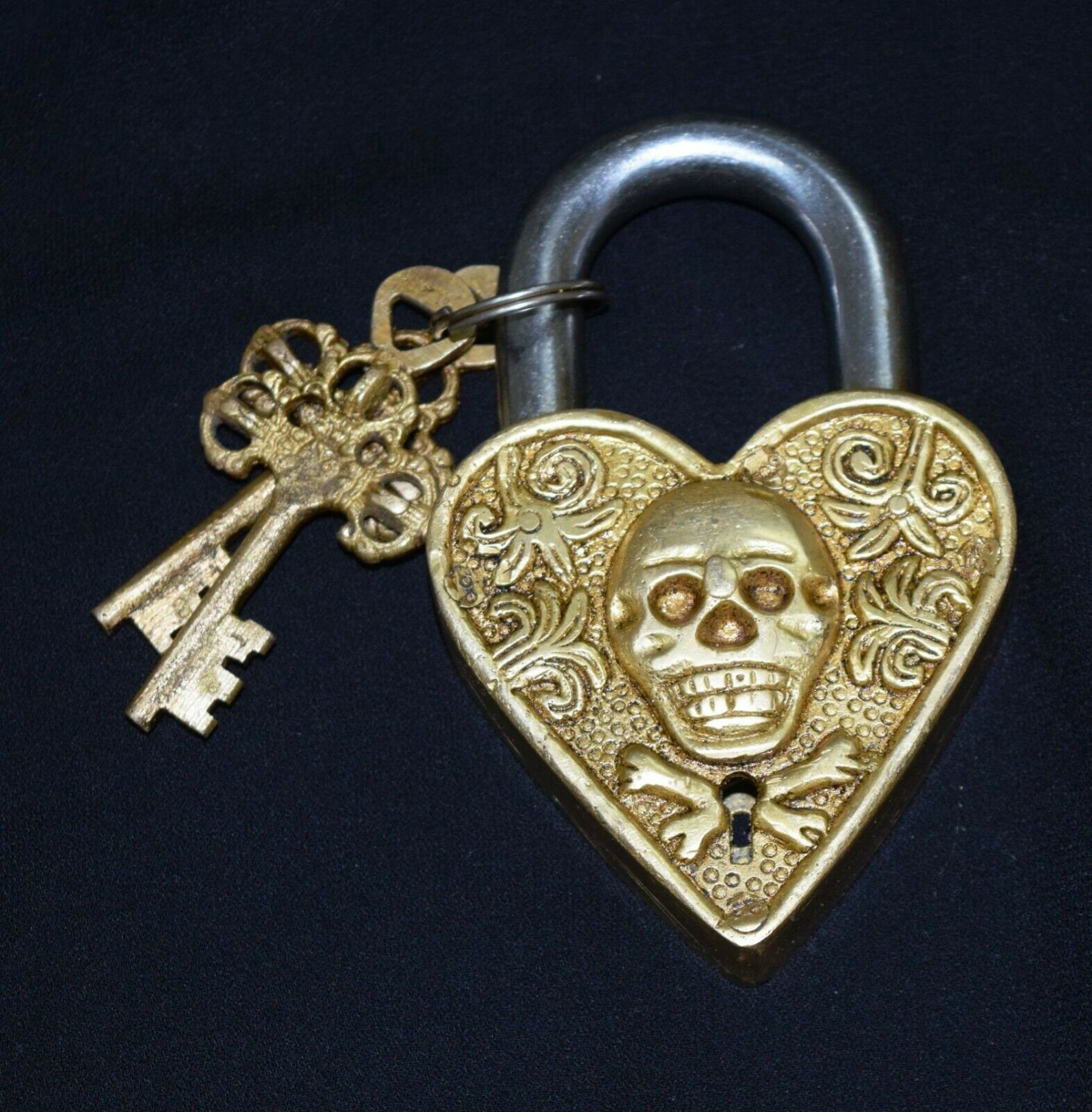 Heart Shape Skull Padlock | Brass Antique Design Skull Working Door ...